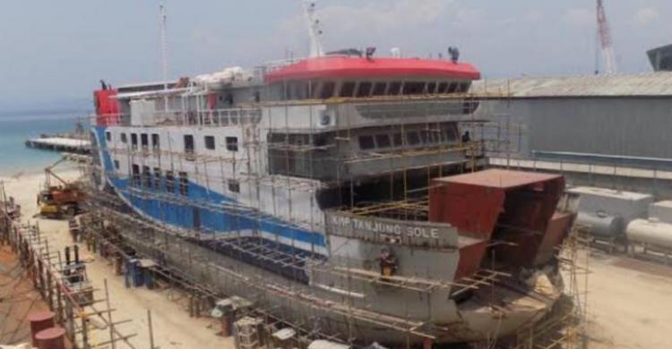 Bunga Bank Ketinggian, Kapal Impor Membludak