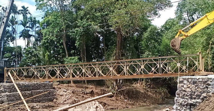 Dibantu TNI, PUPR Bangun Enam Jembatan Di NTT Dan NTB