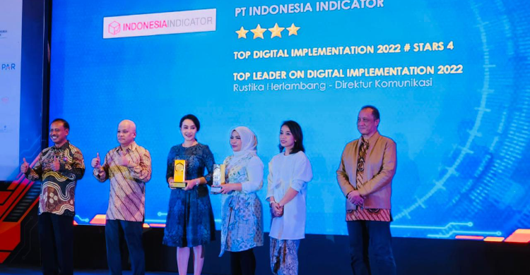 Indonesia Indicator Raih 2 Penghargaan TOP Digital Awards 2022