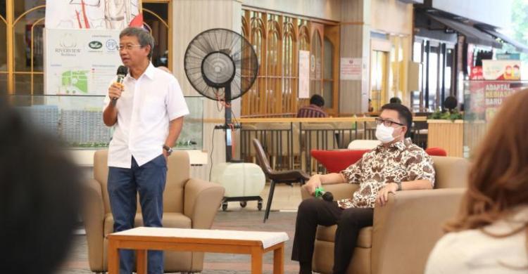 Pendiri Jababeka Kasih Wejangan Ke Maba President University