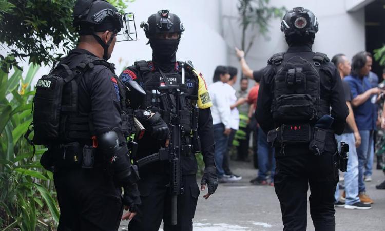 8 Kompi Brimob Lengkap Barracuda Dan Jibom, Siaga Amankan Forum OKI Di Senayan