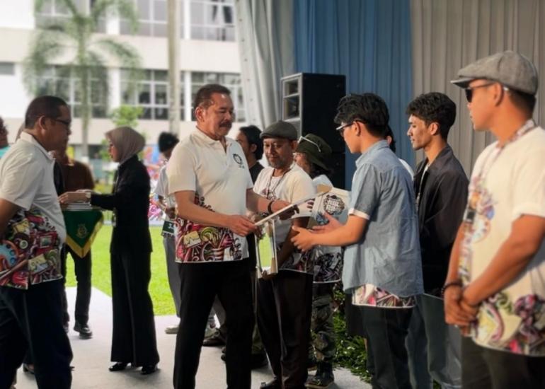 Adhyaksa Mural Fest 2025: Bangun Kepercayaan Publik Lewat Seni