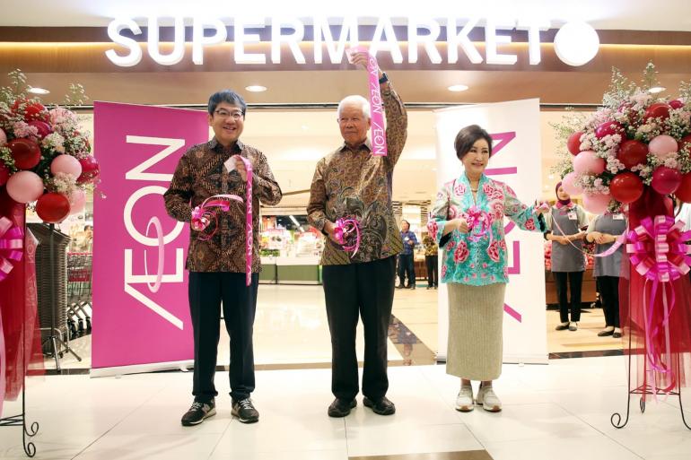 AEON Resmi Buka Gerai ke-14 di Emporium Pluit Mall
