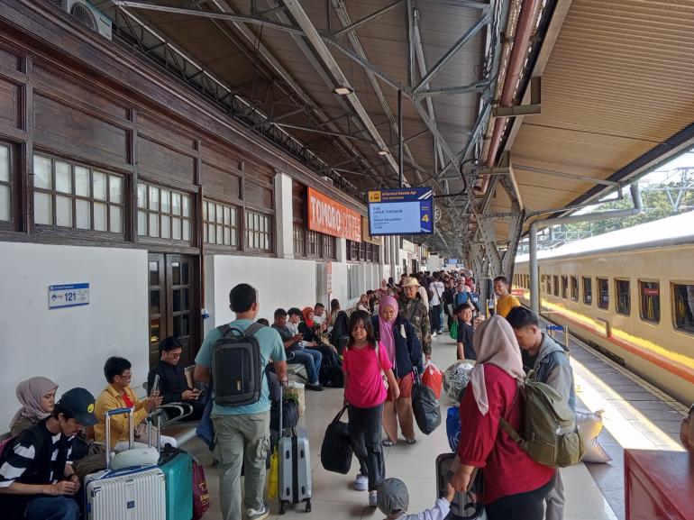Angkutan Lebaran 2025, Tiket KA Jarak Jauh dan Lokal Terjual 4,1 Juta Lebih