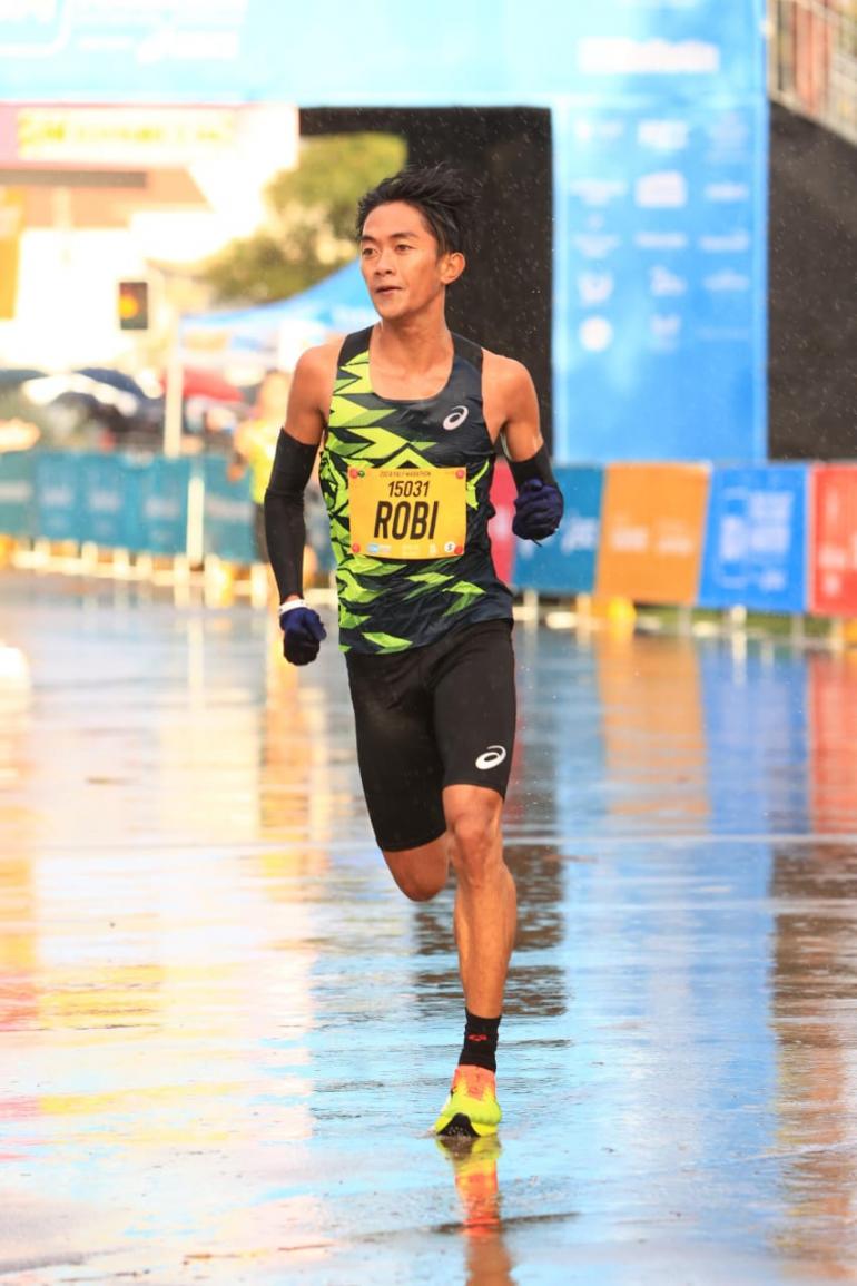 ASICS Indonesia Dukung Atlet Lari Robi Syianturi di Gold Coast ...