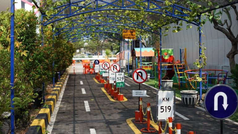 Asyik! Rest Area Travoy Punya Taman Lalu Lintas, Anak Bisa Belajar Dan ...