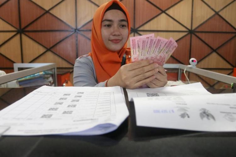 Bansos Mei 2025 Kapan Cair? Ini Jadwal, Nominal Dan Cara Cek Penerima Resmi