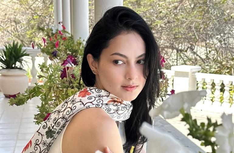 Clara Bernadeth, Berani Adegan Panas