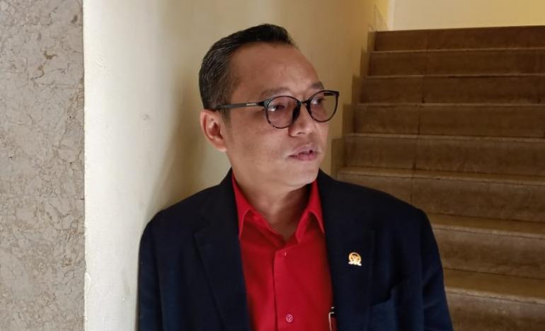 Deddy Sitorus: Penyelamatan Garuda Idealnya dengan PMN, Bukan Skema ...