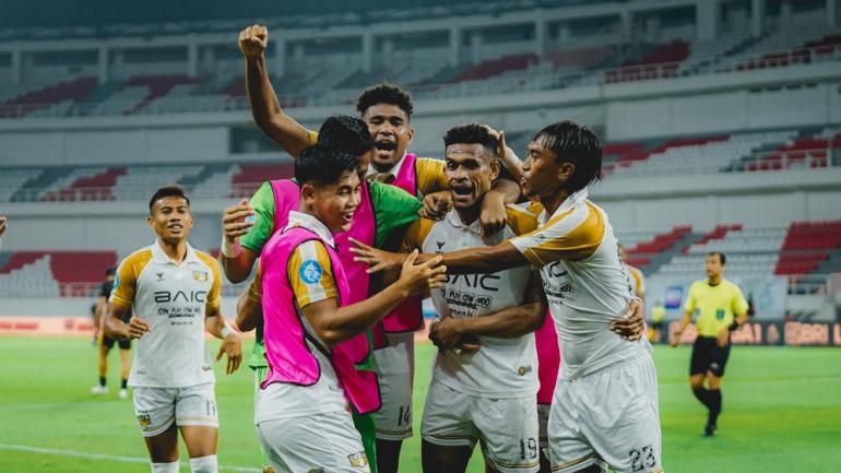 Dewa United FC Mulai Gelar Sesi Latihan Di Banten International Stadium