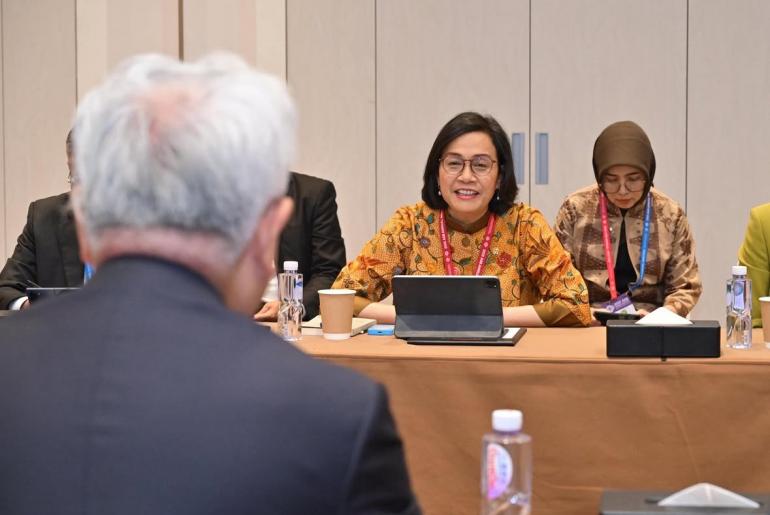 Sri Mulyani Tegaskan Prinsip Bebas Aktif Indonesia Di Tengah Konflik Geopolitik