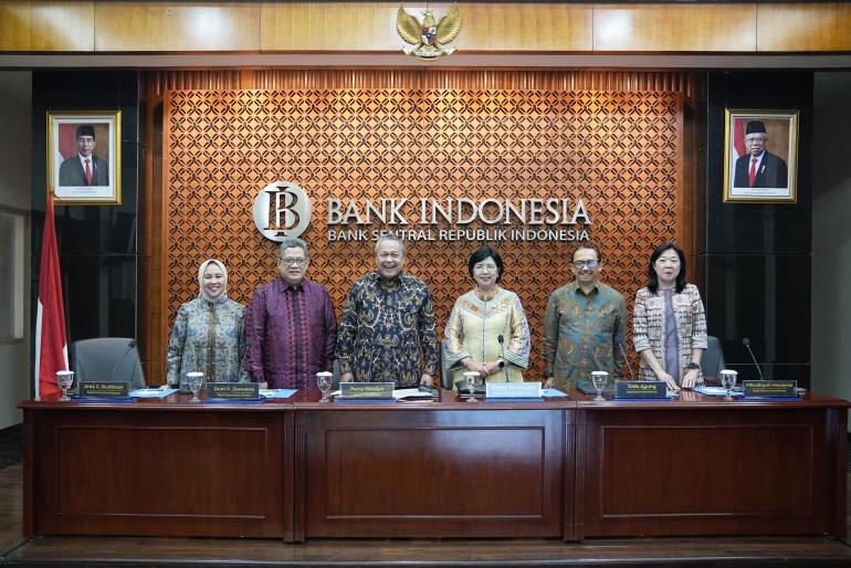 Dorong Pertumbuhan Ekonomi, BI Pangkas Bunga Acuan Menjadi 5,25 Persen