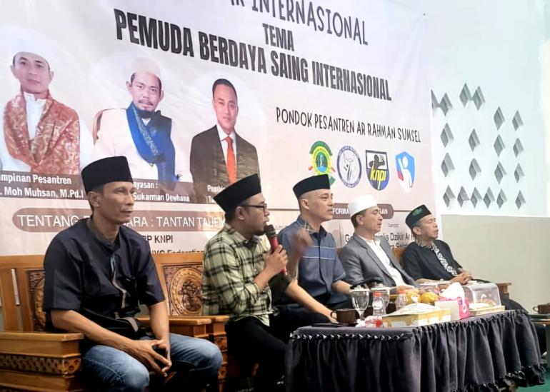 DPP KNPI-NAMYO-NYC Indonesia Bakar Semangat Santri Go Global
