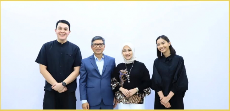 Dubes RI Untuk Vietnam Denny Abdi Terima Kunjungan Musisi Tulus & Dere
