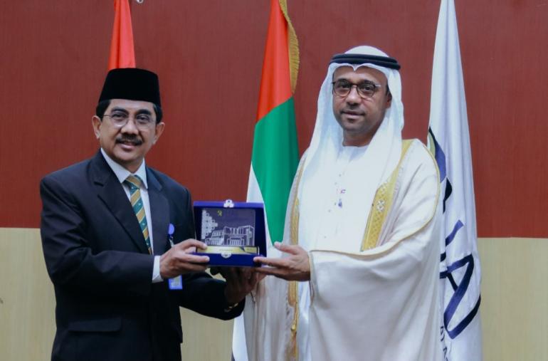 Dubes UEA Abdulla Salem AlDhaheri Promosikan Bahasa Arab Go Global