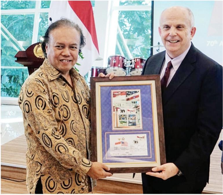 Duta Besar Amerika Serikat Untuk Indonesia Joseph Donovan Luncurkan ...