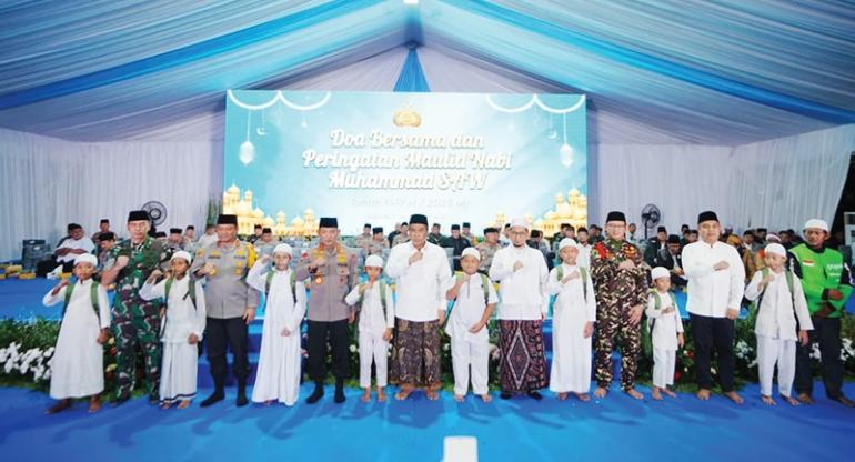 Kapolri Ajak Masyarakat Jaga Persatuan Saat Doa Bersama dan Maulid Nabi