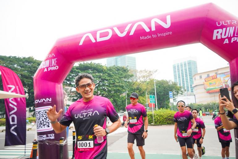 Hadiri Lari 5 KM di Senayan, Sandiaga Uno Ajak Masyarakat Rutin ...