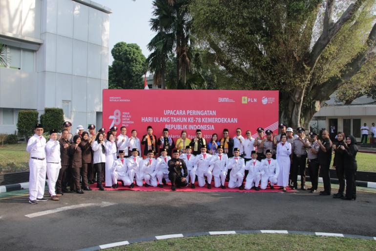 HUT RI ke-78, PLN UIP Jawa Bagian Barat Siap Tuntaskan Proyek Ketenagalistrikan - Hal.2