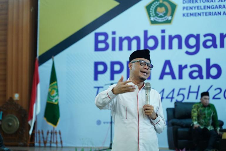 Jemaah Haji Diimbau Tak Bawa Zamzam di Koper, Bisa Didenda Rp 25 Juta