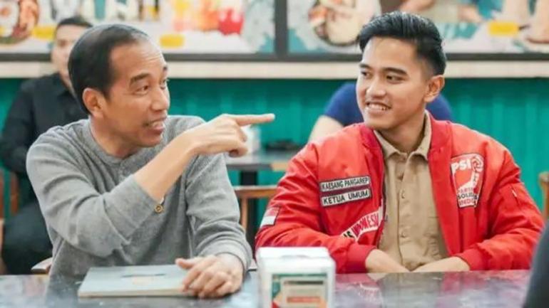 Jokowi Tak Pernah Menuduh Partai Biru