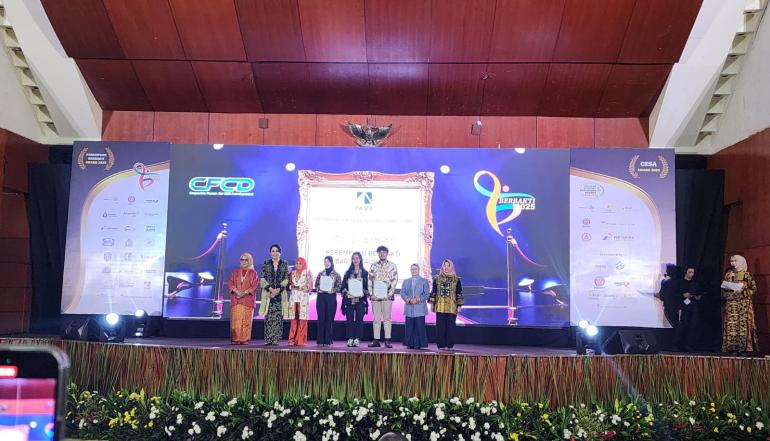 Kali Pertama Digelar, CESA 2025 Kasih Penghargaan Puluhan Wanita Berbakti