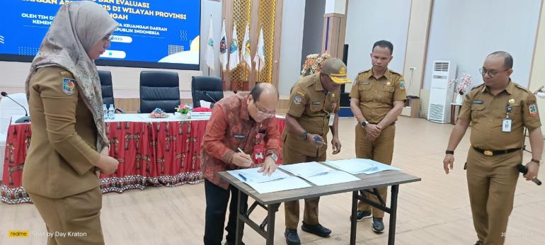 Kemendagri Dorong Pemprov Papua Tengah Tingkatkan Penyerapan APBD TA 2025