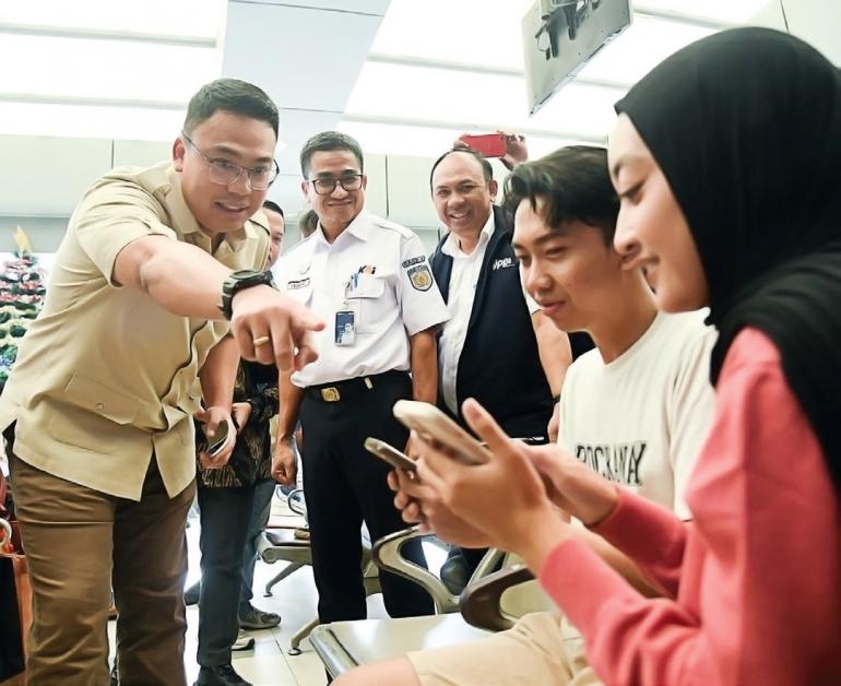 Dari Rakyat, Untuk Rakyat Melalui Bahasa Rakyat