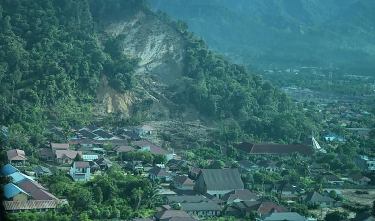 Korban Cuaca Ekstrem Di Asia Tembus 1.350 Orang, Pray for Sumatera Mendunia