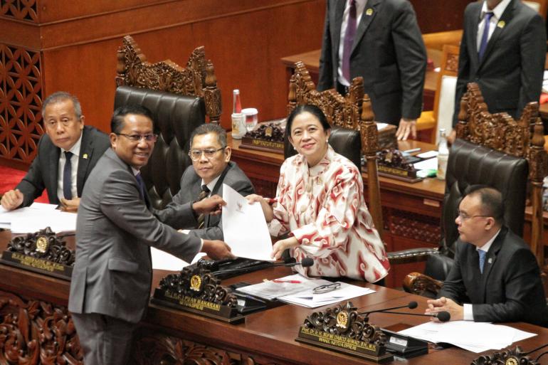 KUHAP Baru Disahkan DPR, Berlaku 2-1-2026