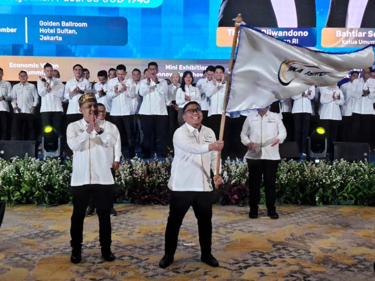 Lantik Pengurus Baru, IKA ISMEI Siap Sukseskan Program Pemerintah