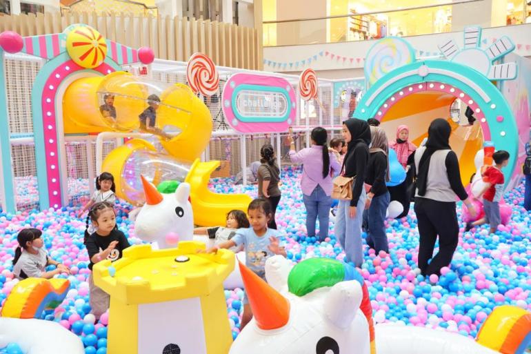 Mall Ciputra Jakarta Kolaborasi Funworld Hadirkan Holiday In Unicorn Land