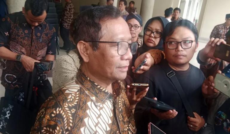 Mahfud: Banyak Kebijakan Pemerintah Yang Terang Dan Perlu Dihormati