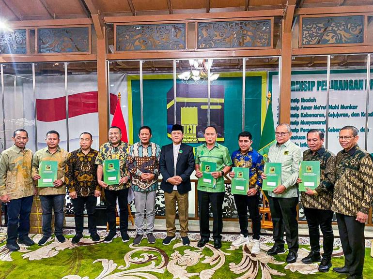 Mardiono Berikan Surat Rekomendasi ke Daerah yang Diusung PPP