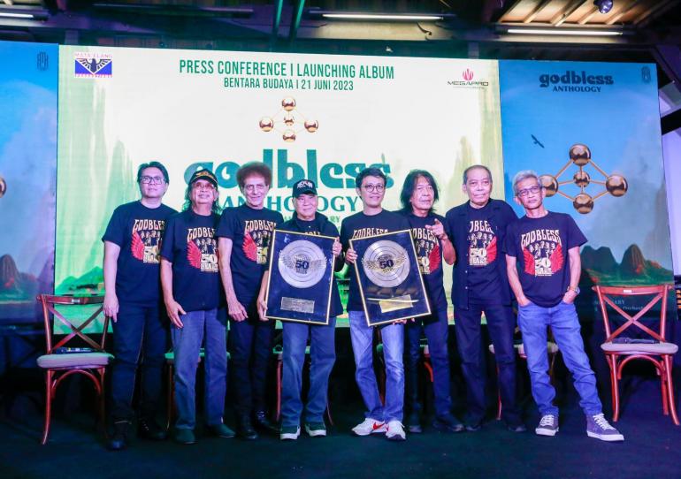 Mata Elang Production Dukung Perjalanan Album God Bless