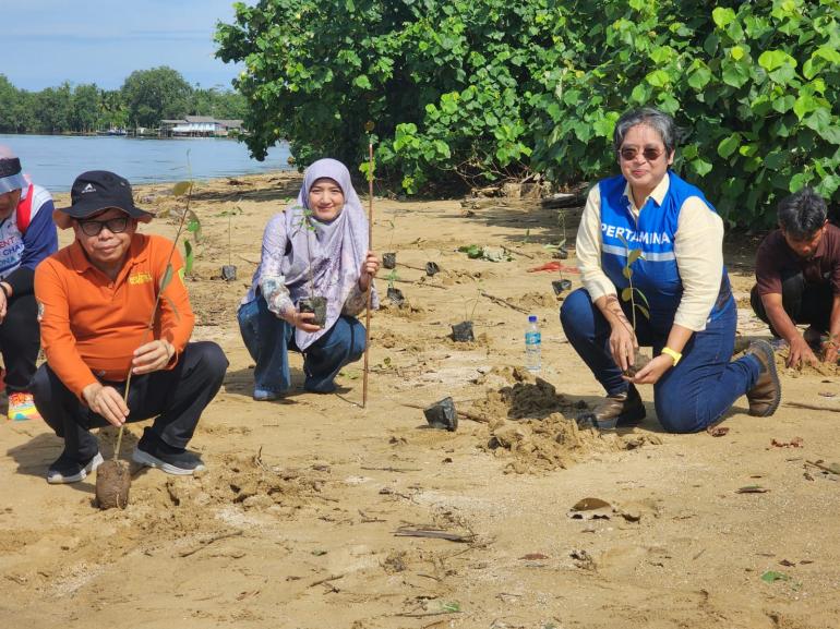 Menambang Energi, Menabur Keberlanjutan