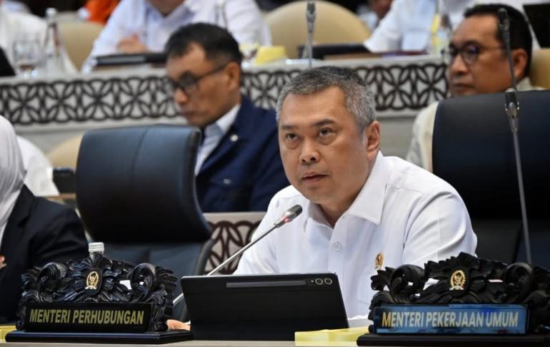 Menhub Minta Percepatan Pencarian Korban Tenggelam KMP Tunu Pratama Jaya