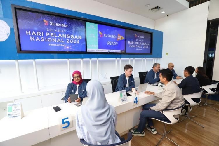 Merger XL Smartfren, Arsjad Rasjid Hingga Retno Masuk Jajaran Komisaris XL Smart