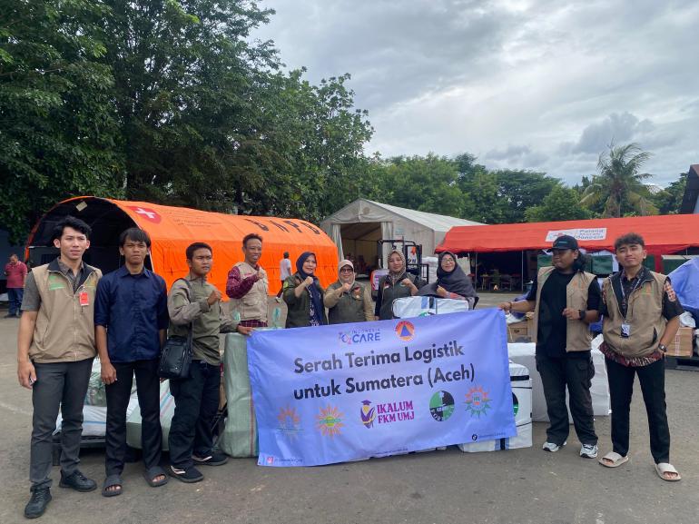 Indonesia CARE, Ikalum FEB UMJ, Dan Forhati Nasional Kirim 3 Ton ...