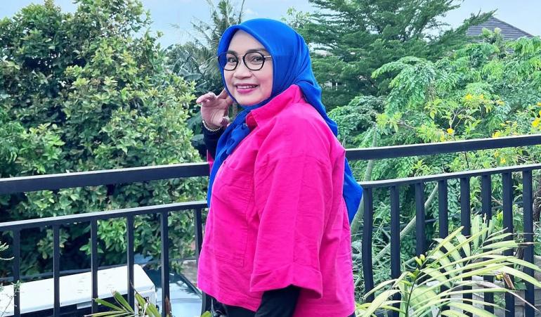 Ngungsi Ke Hotel Pas Banjir Istri Wali Kota Bekasi Disentil Gubernur Jabar