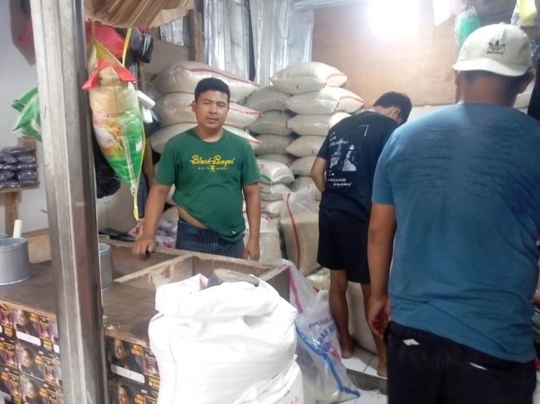 Pasar Tradisional Kembali Ramai, Pedagang Apresiasi Mentan Bongkar Beras Oplosan