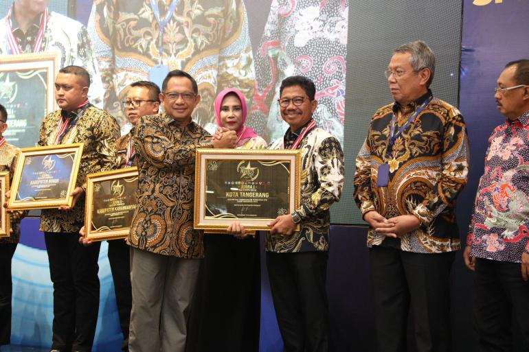 Pemkot Tangerang Raih Juara 1 Tingkat Nasional Penerapan SPM