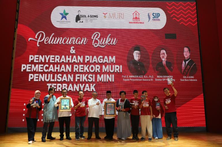 Penulisan 5.337 Fiksi Mini Raih Rekor MURI, Terbanyak di Indonesia