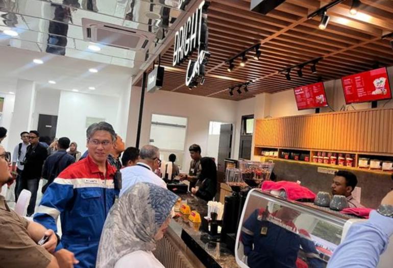 Perkuat Bisnis Non Fuel, Pertamina Retail Buka Bright Cafe di Balikpapan