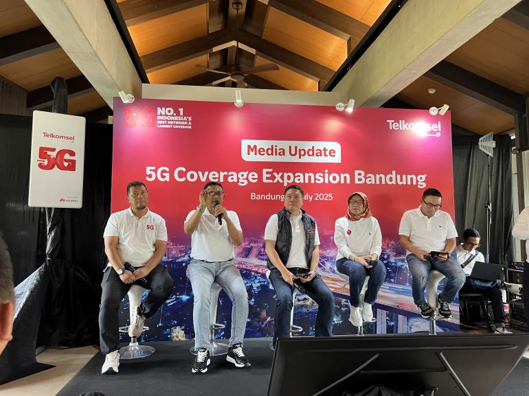 Perluas Akses Digital, Telkomsel Hadirkan Hyper 5G Di Bandung Raya