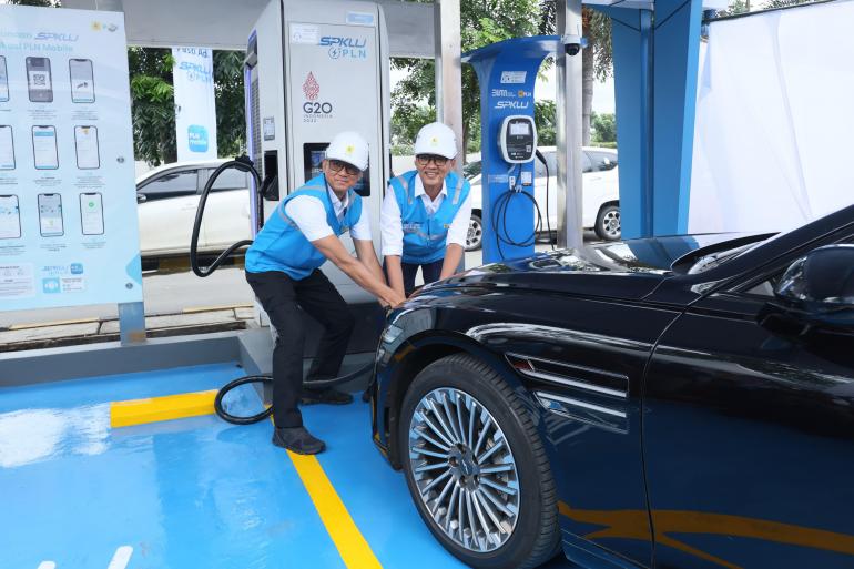 PLN Genjot Infrastruktur Kendaraan Listrik, SPKLU Tumbuh Pesat Pada 2024