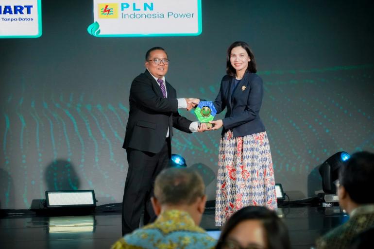 PLN Indonesia Power Sabet ESG Award atas Komitmen Energi Berkelanjutan