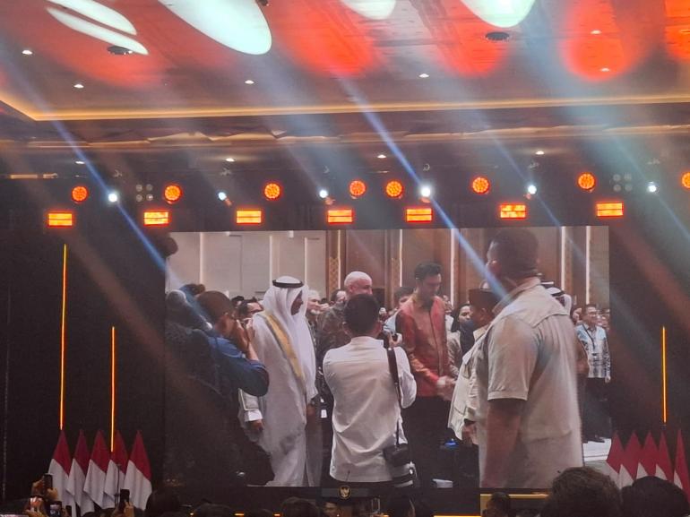 Prabowo Tiba di The Gade Tower untuk Resmikan Layanan Bank Emas