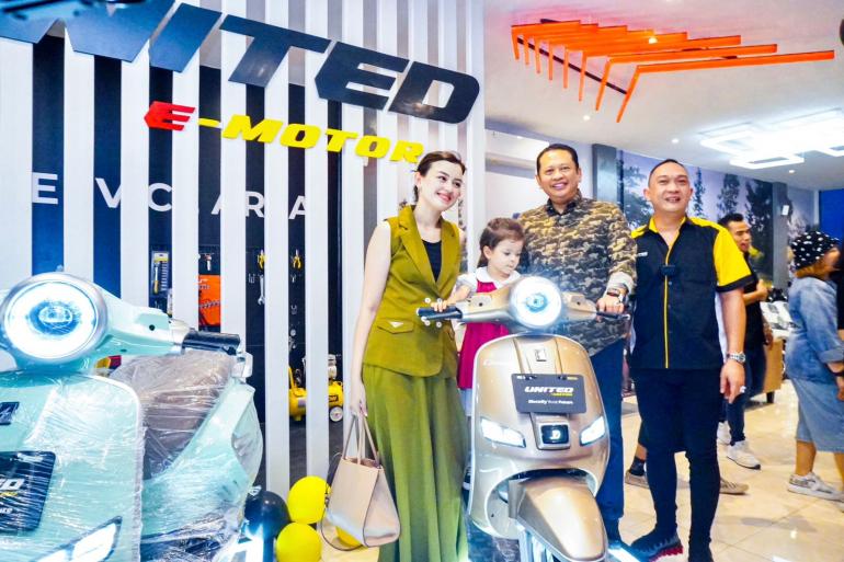 Bamsoet Dorong Penggunaan Kendaraan Listrik di Indonesia