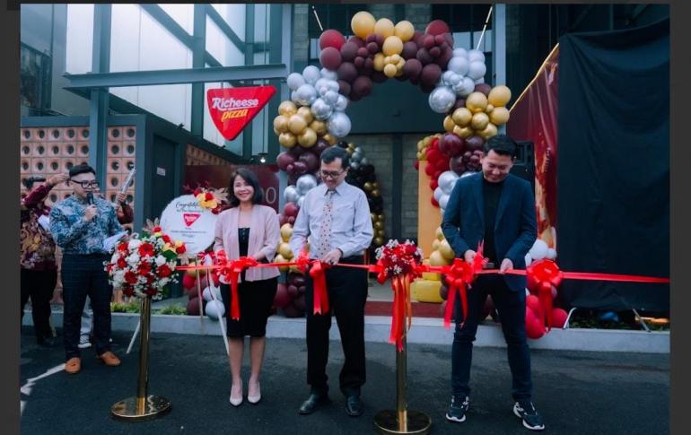 Richeese Pizza Resmi Hadir di Indonesia, dengan Cita Rasa Nusantara